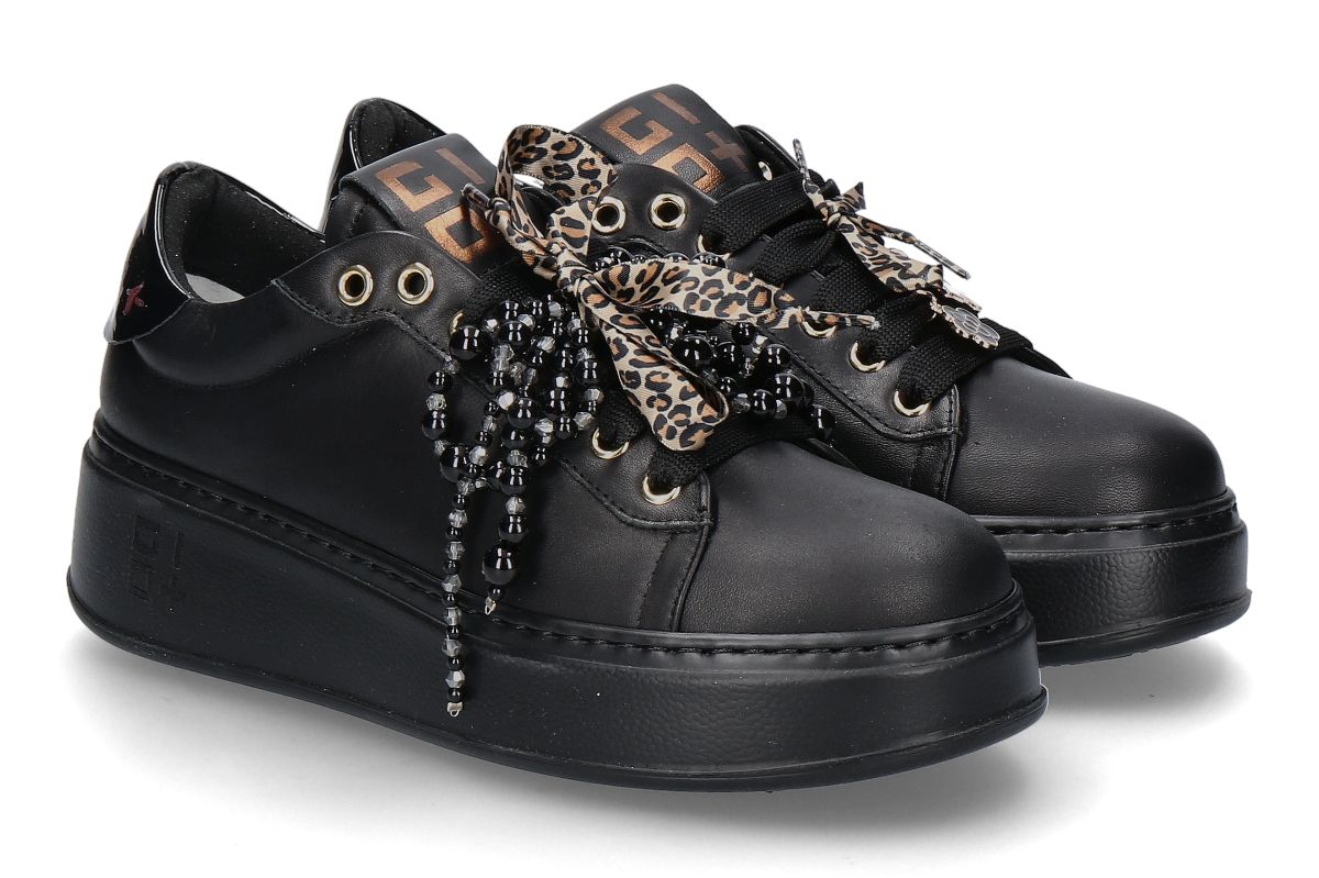 GIO + Shoes for Woman– Italian sneakers at scarparossa.com