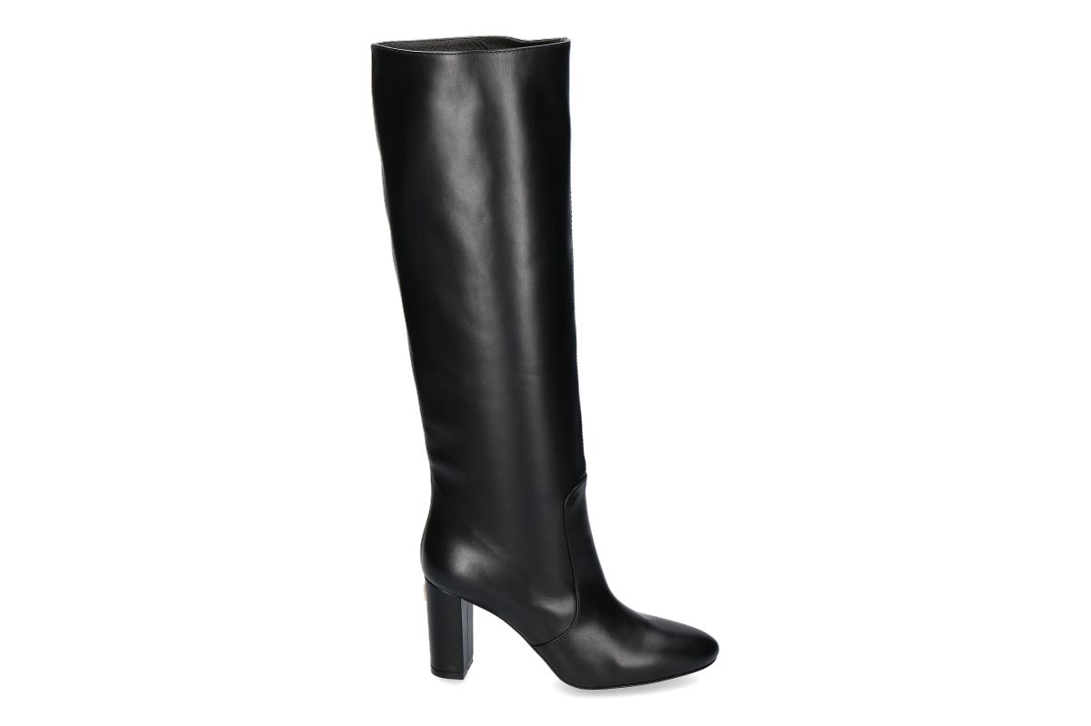 Exclusive designer boots for women | Winter must-haves at Scarparossa.com